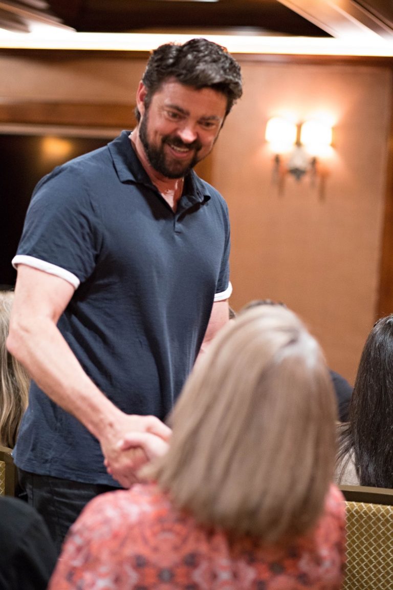 Who plays Skurge? Karl Urban Thor Ragnarok Interview