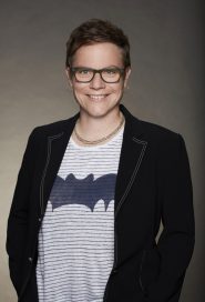 Vampirina Executive Producer Chris Nee Interview - Doc McStuffins